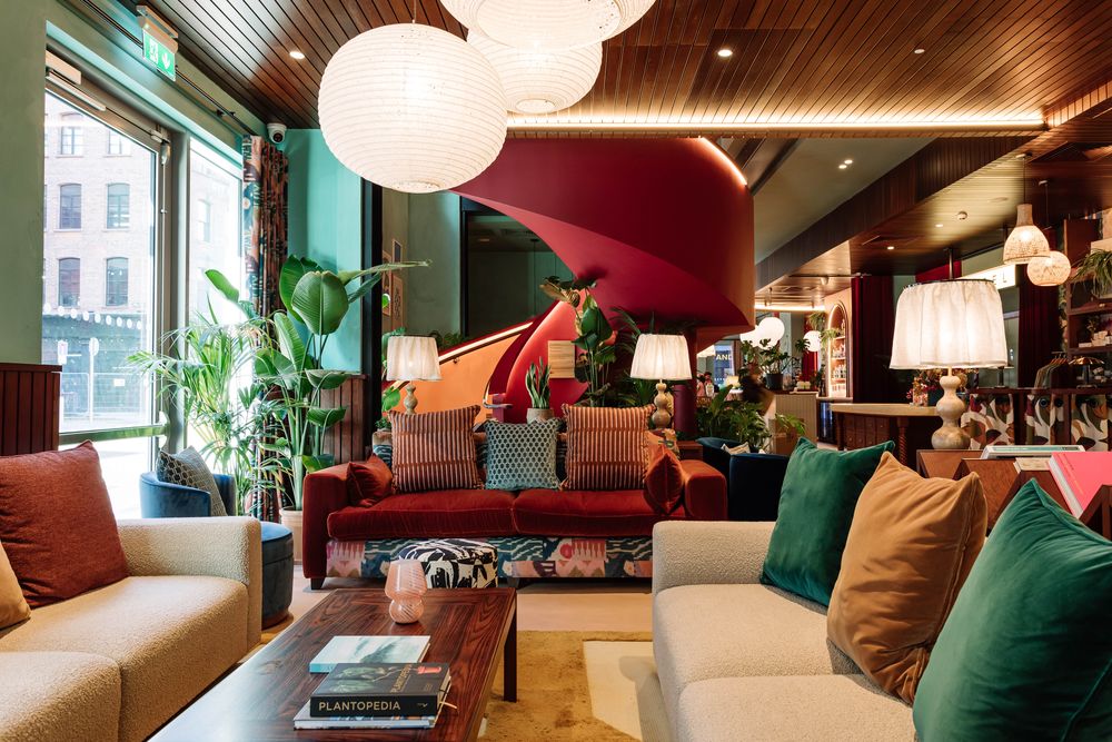 room2 hometels UK | Contact us | room2 Hometels UK